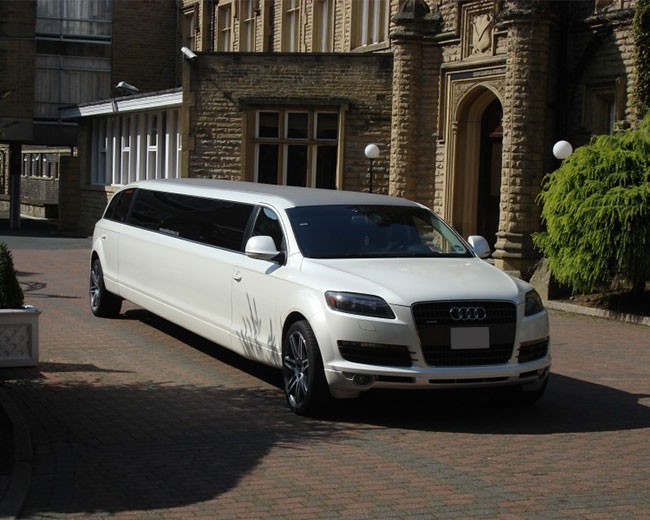 Jeep Limos and 4x4 Limos UK | Limo Hire in UK | Prom Cars